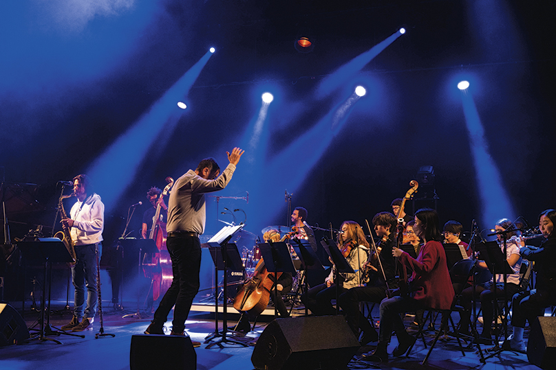 UNE PARTITION VENUE D'AILLEURS